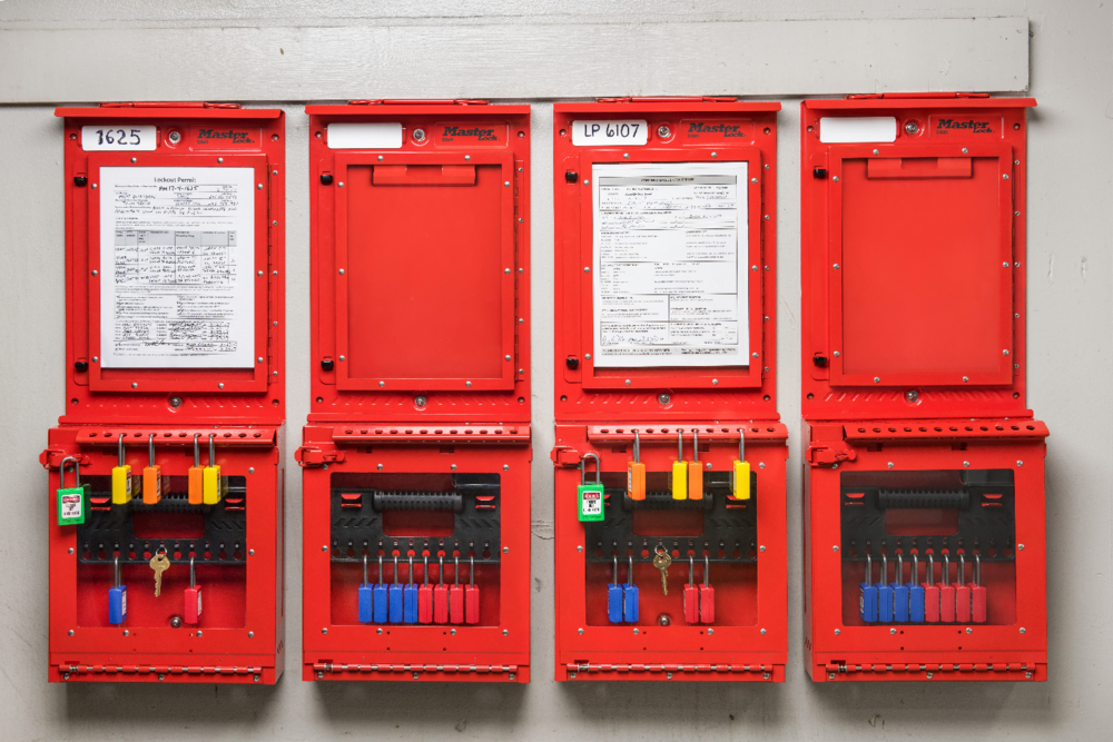 Wall Mounted or Portable Permit Display Case | Reece Safety